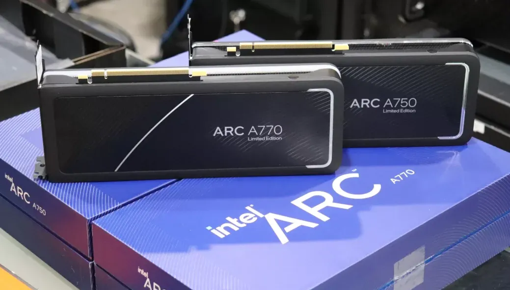 Intel Teases New dGPU Models with Battlemage PCI IDs